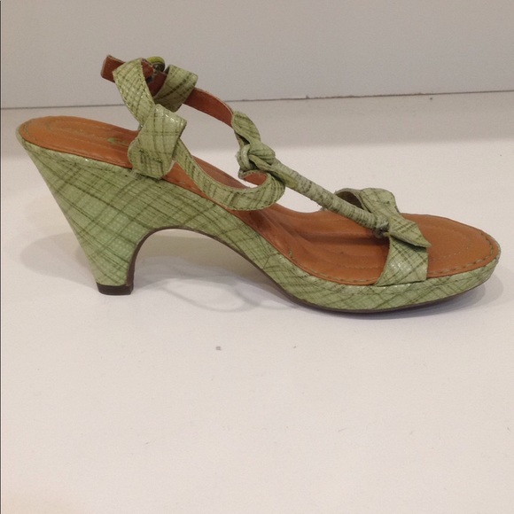 Born | Shoes | Born Crown Green Basketweave Leather Sandal | Poshmark